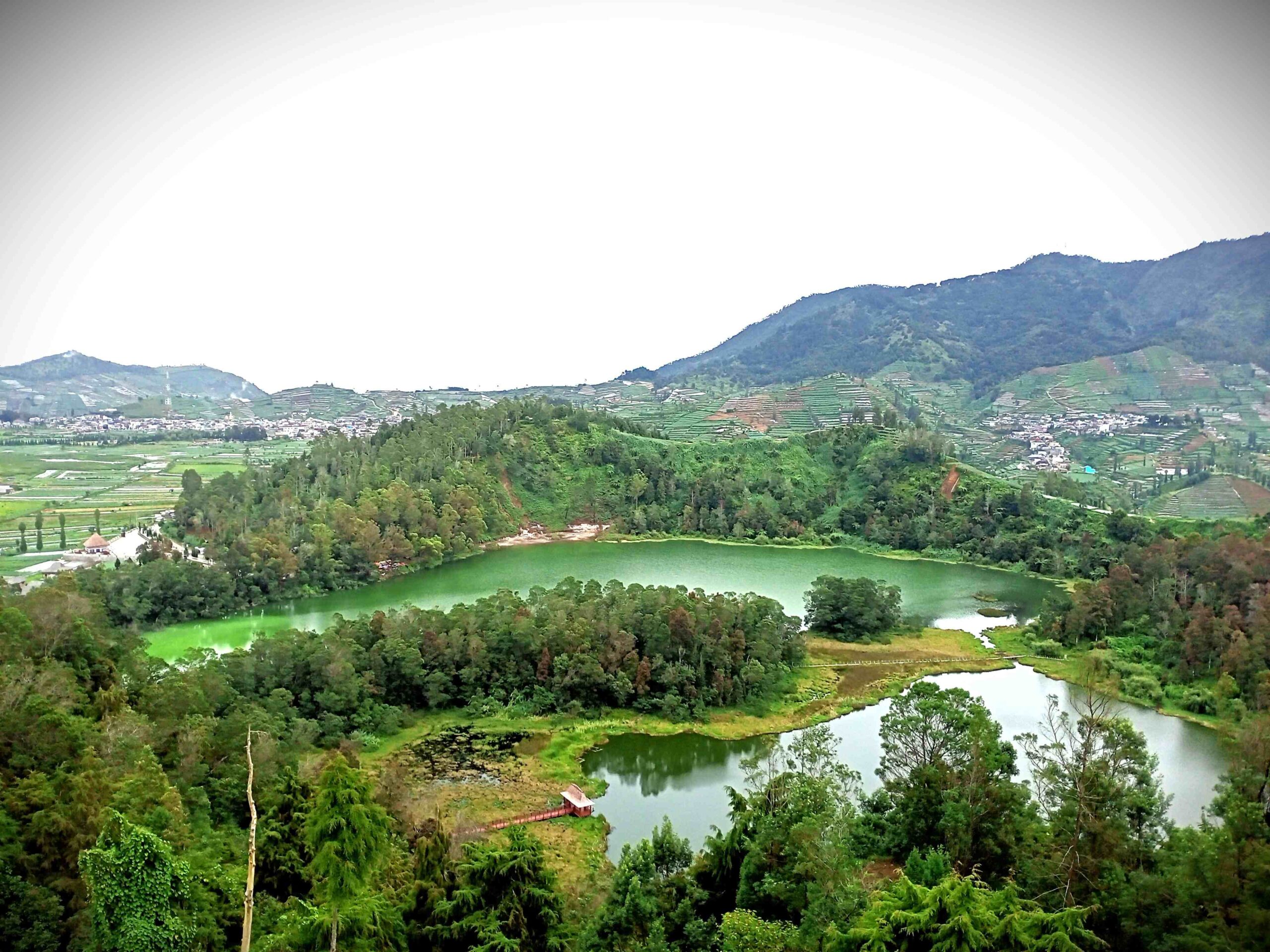 Batu Pandang Ratapan Angin - Putra Dieng Tour